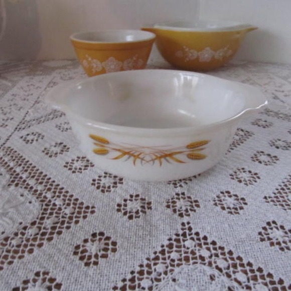 Fire King Wheat | Kitchen | Vintage Fire King Wheat Anchor Hocking Milk ...